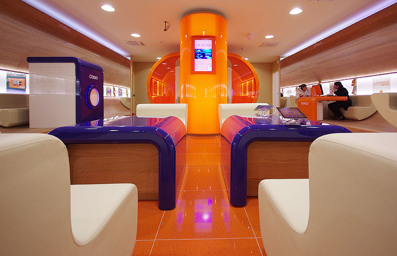 Branch Showcase - ING Pumpkin | NAB Test Lab | Robot Greeter – The ...