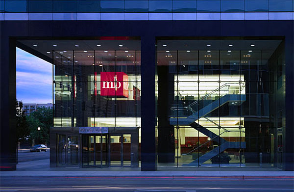 9 Beautiful Integrated Brand Identities from Retail Banks – The ...