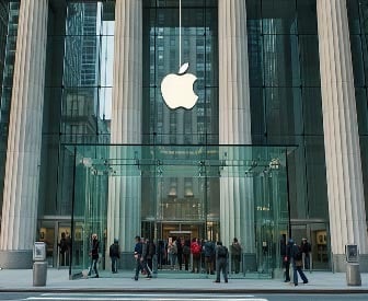 Apple's Role in Banking and Payments Keeps Growing